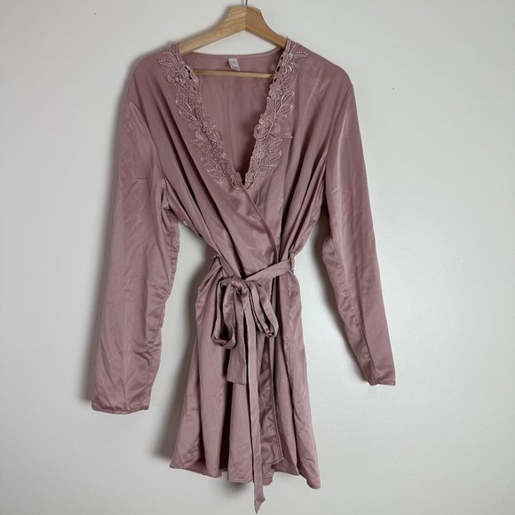 FLORA | Intimates & Sleepwear | Flora Satin Floral Embroidered Robe ...